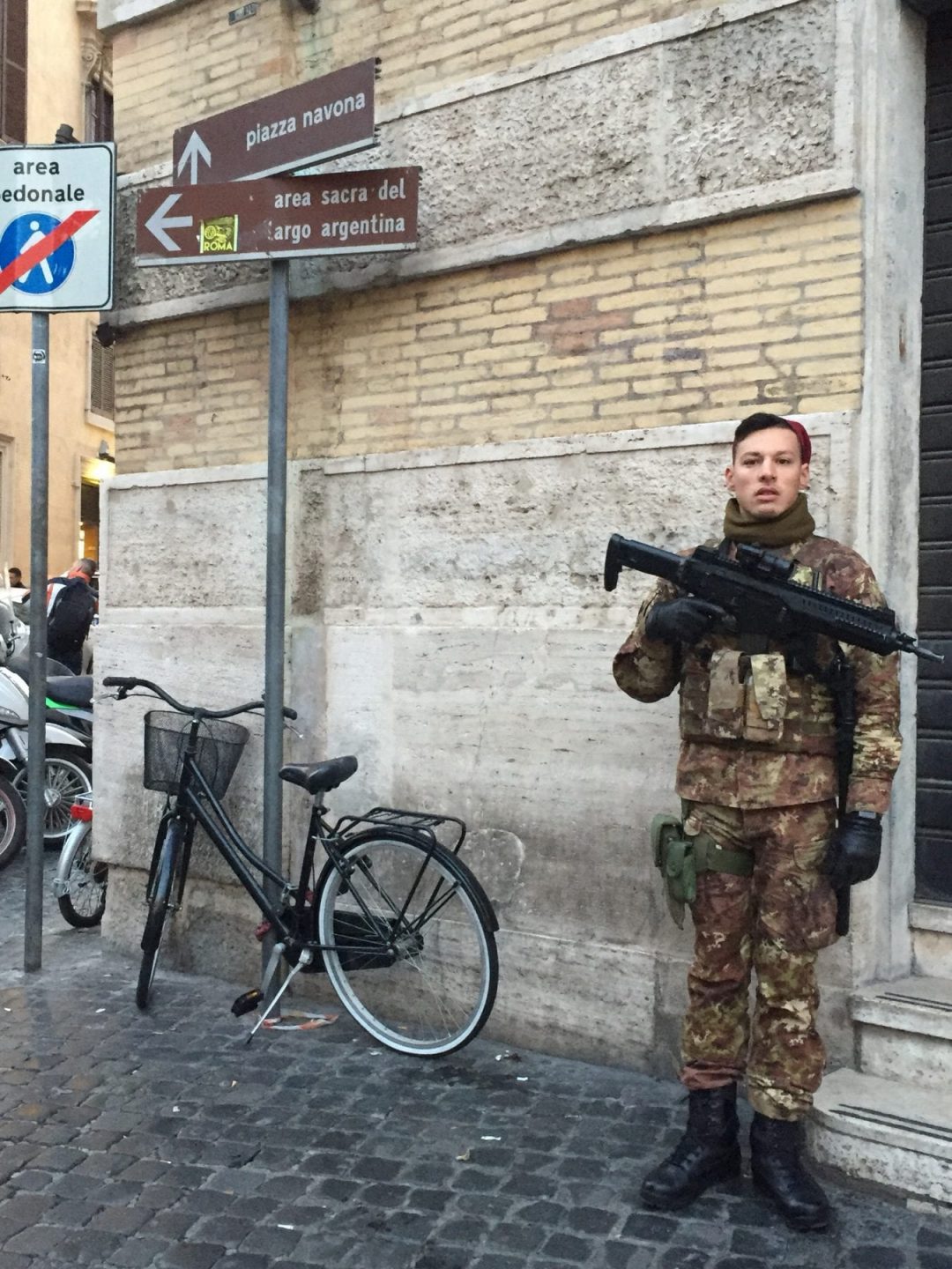 #1 Best How I Got Robbed By Thieves While Traveling In Rome